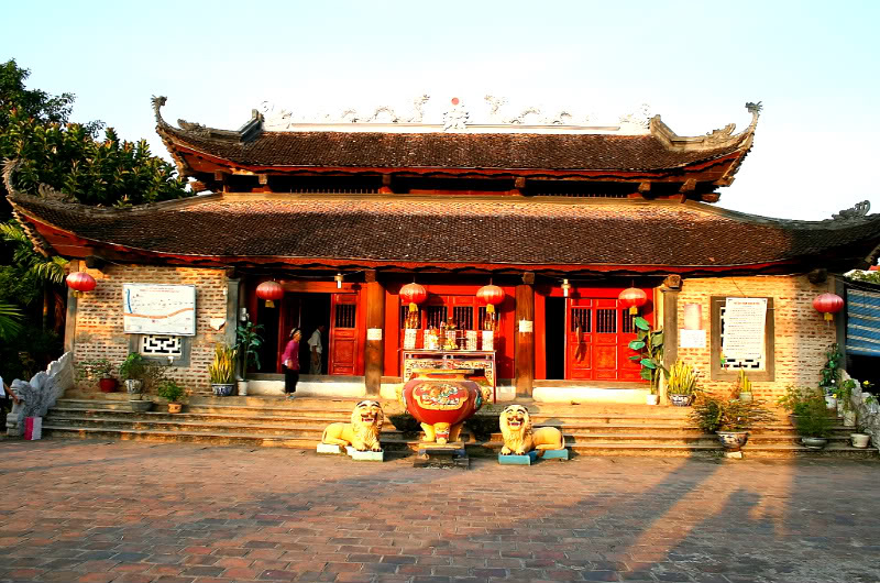 Tour Đền Ông Hoàng Bảy – Cô Tân An – Mẫu Thượng Lào Cai 1 ngày